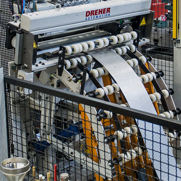 Automationslösungen für Ihr Presswerk | DREHER Automation